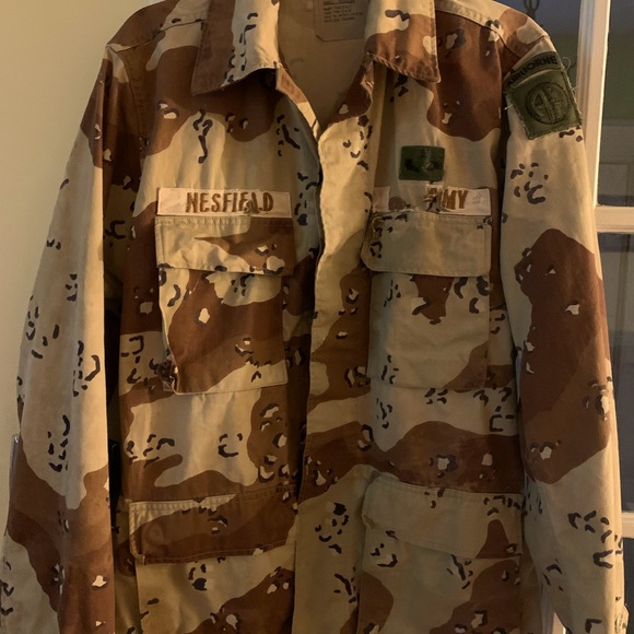 US ARMY issued | Jackets & Coats | Isarmy Issued Field Desert ...